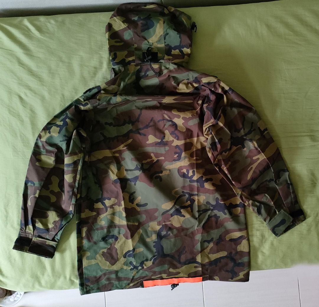 Goretex Jacket SAF Army, Men's Fashion, Coats, Jackets and Outerwear on ...