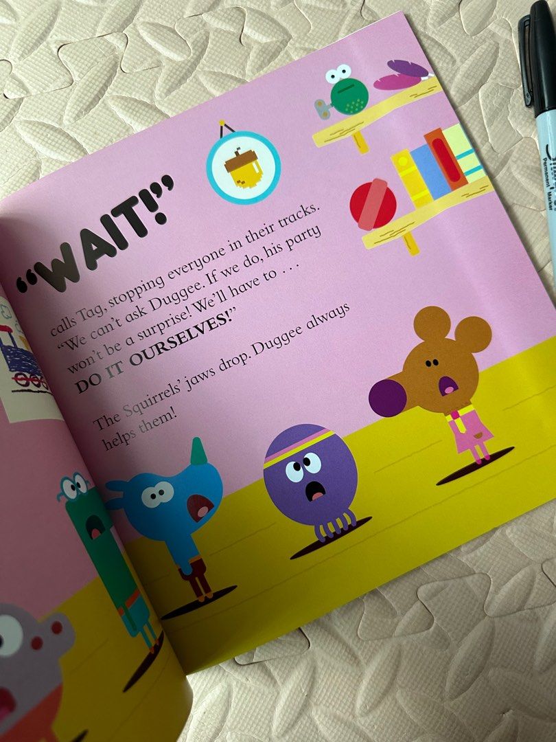 Hey Duggee: Duggee’s Party!, Hobbies & Toys, Books & Magazines ...