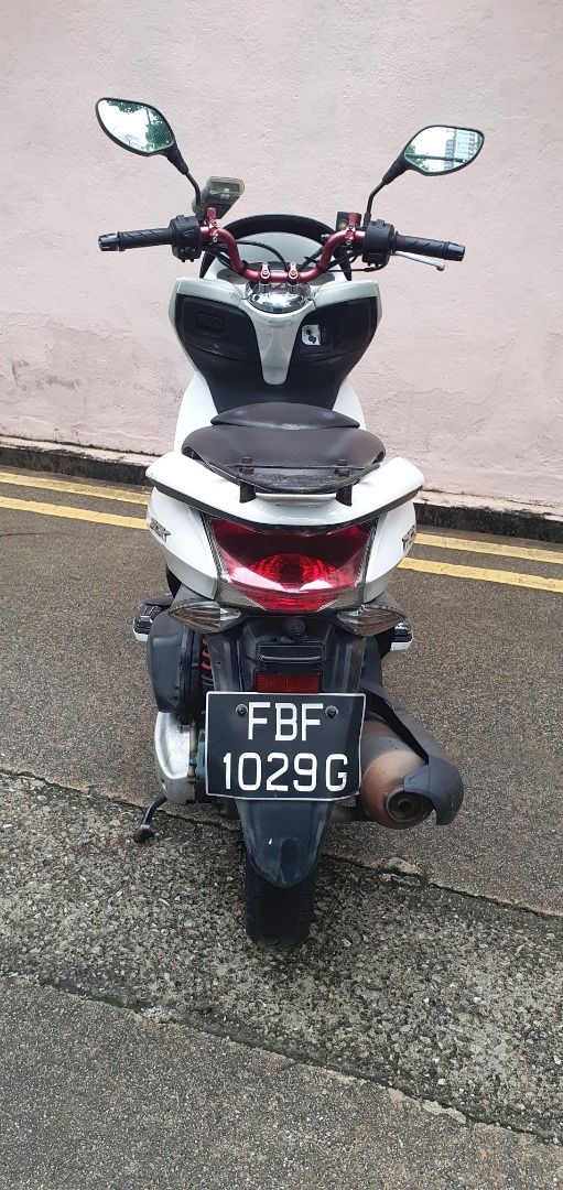 Honda White PCX 125, Motorcycles, Motorcycles for Sale, Class 2B on ...