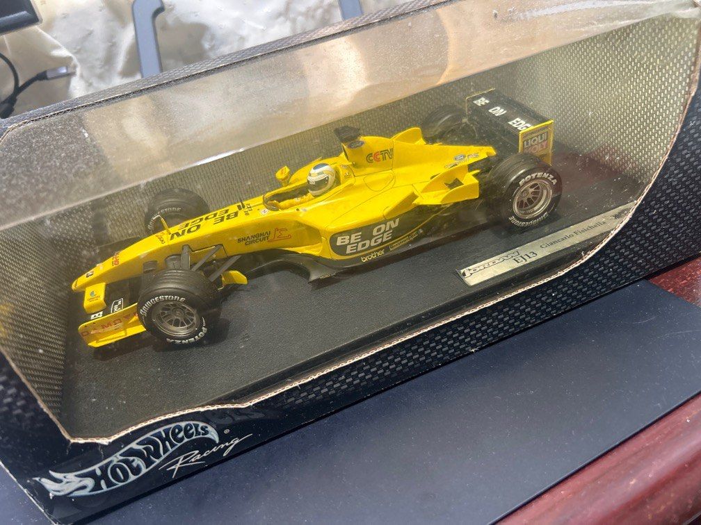Hotwheels 1:18 F1 Racing Giancarlo Fisichella EJ13 premium RLC red line ...