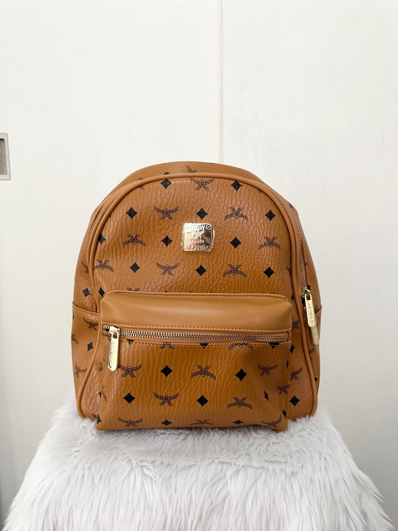 How R U Backpack, Women's Fashion, Bags & Wallets, Backpacks on Carousell
