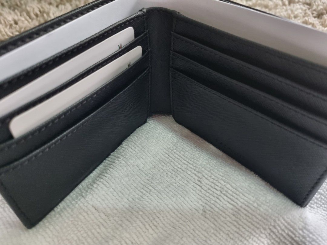 Lacoste six card wallet PVC, Men's Fashion, Watches & Accessories ...