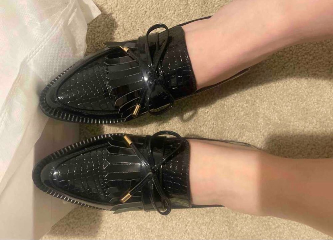 Loafers crocodile embossed bow, Women's Fashion, Footwear, Loafers on ...