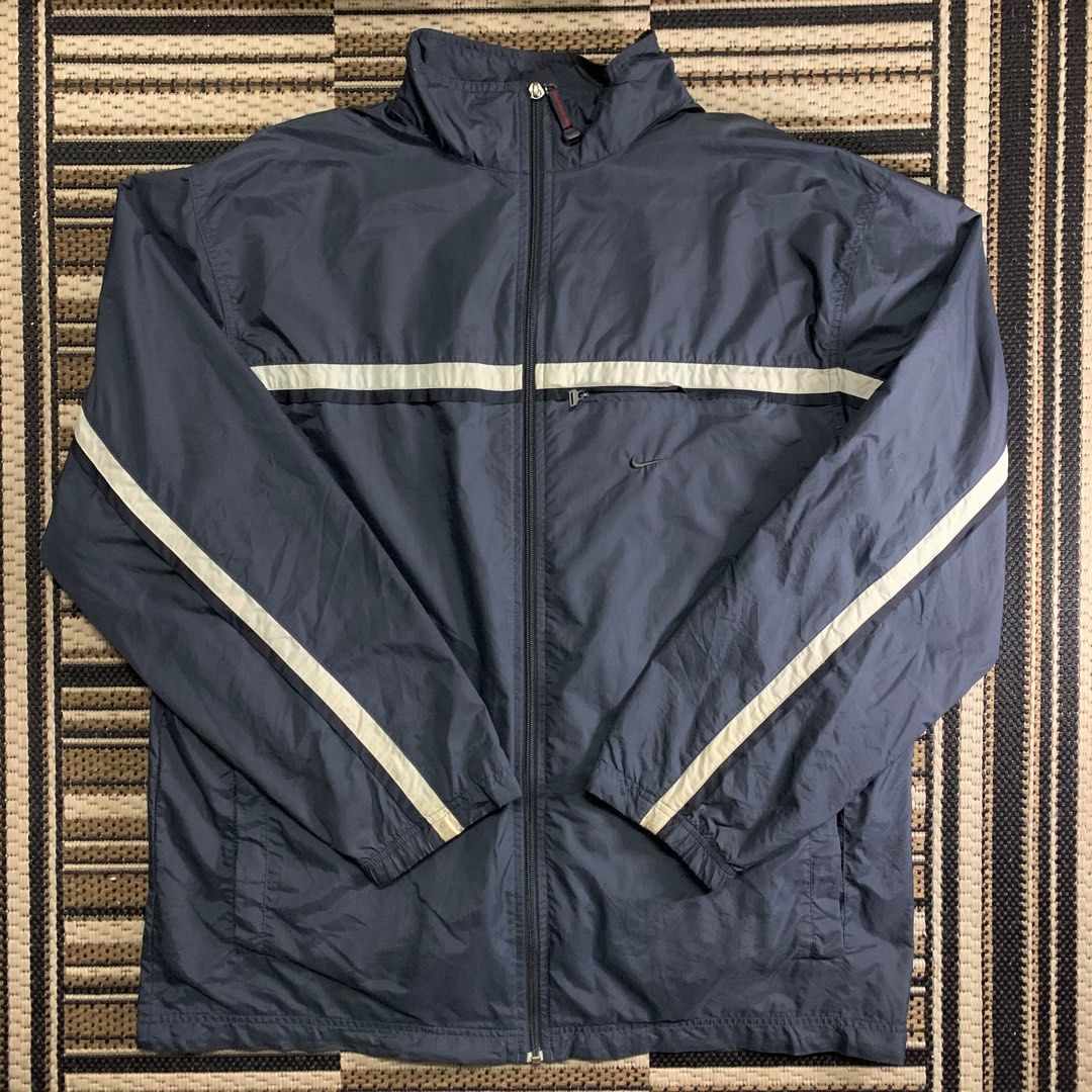 Nike Winbreaker, Men's Fashion, Tops & Sets, Vests on Carousell