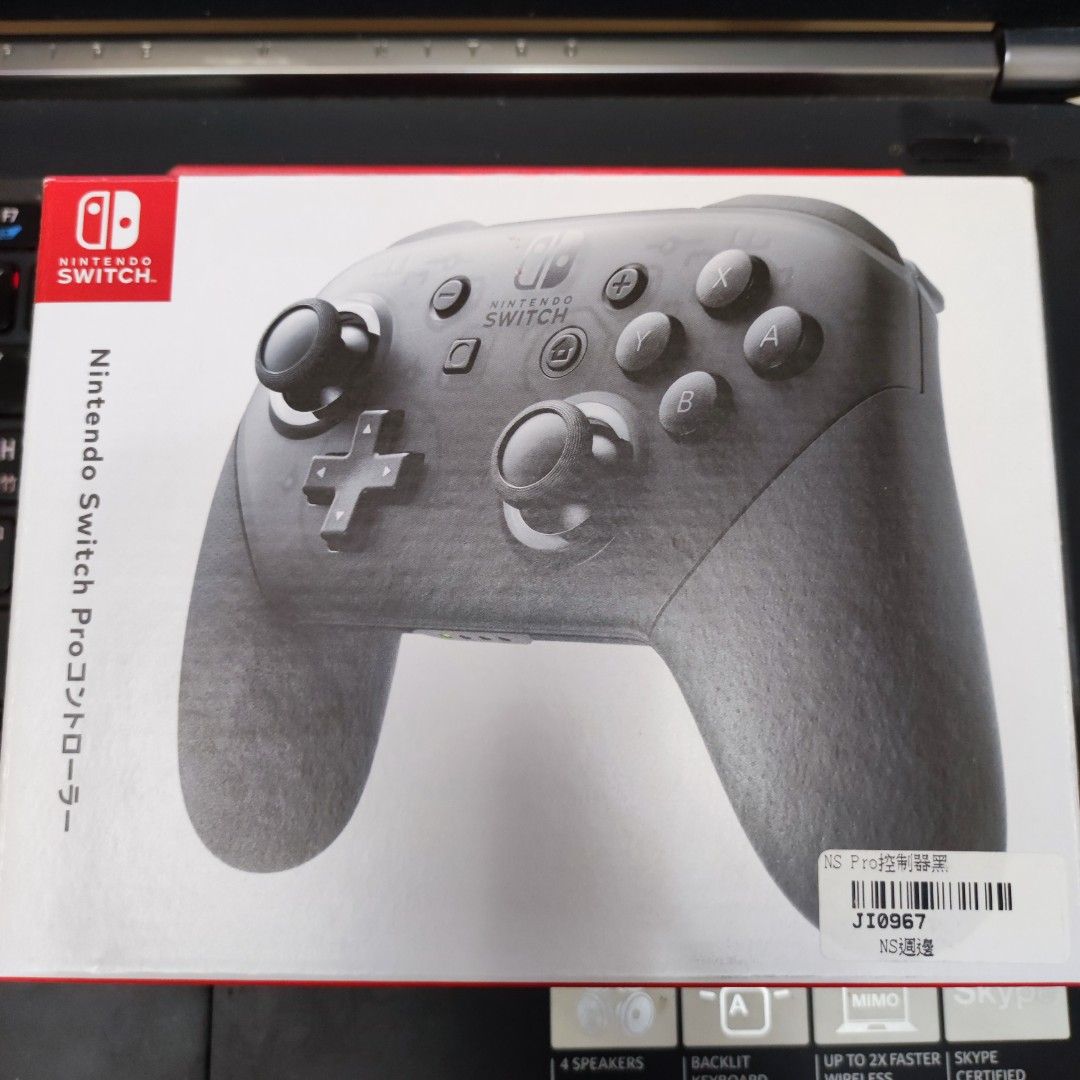 (全新台灣公司貨）NS switch 黑色 Pro控制器，手把，搖桿, 電玩遊戲相關, 電玩、電腦遊戲軟體, Nintendo 任天堂在旋轉拍賣