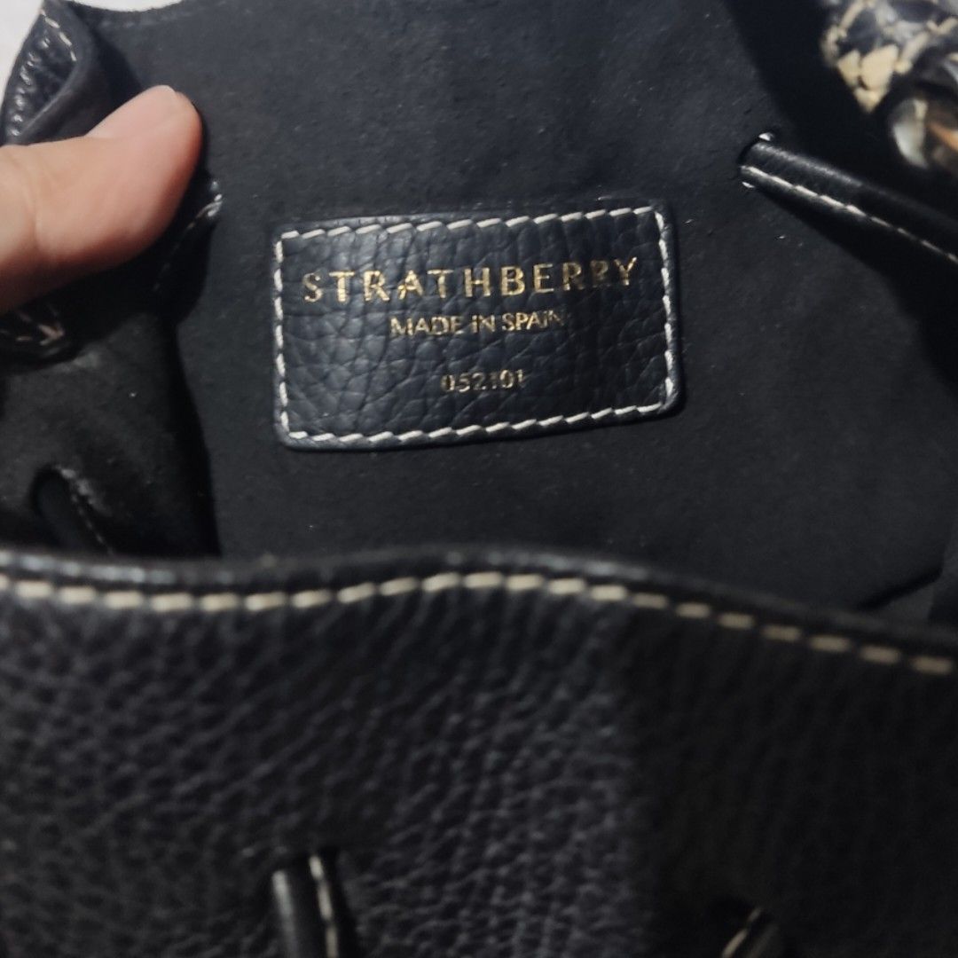 Original Strathberry Lana Bucket Bag, Women's Fashion, Bags & Wallets ...
