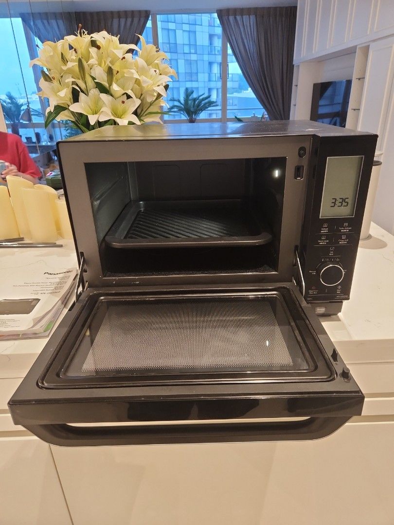 Panasonic 27L Steam/Grill Combonation microwave oven NN-DS596B, TV ...