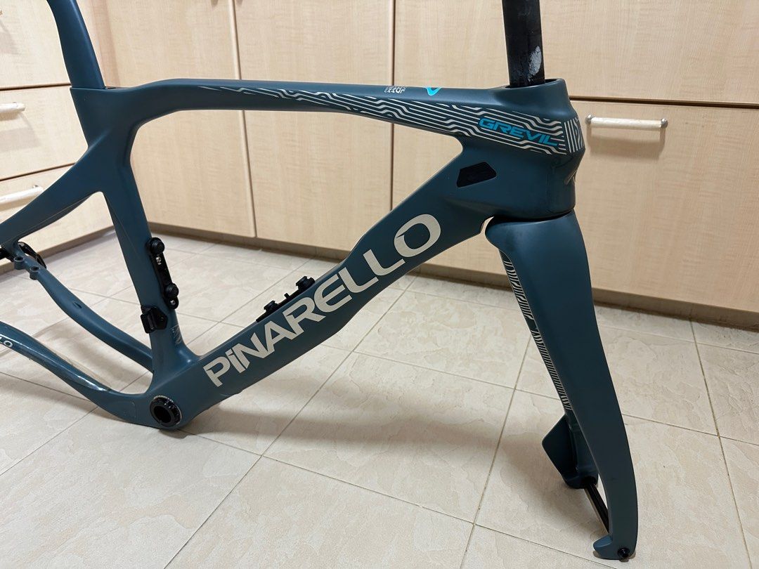 Pinarello Grevil Gravel Frameset - 2020 - Vertigo Blue / 47cm, Sports ...