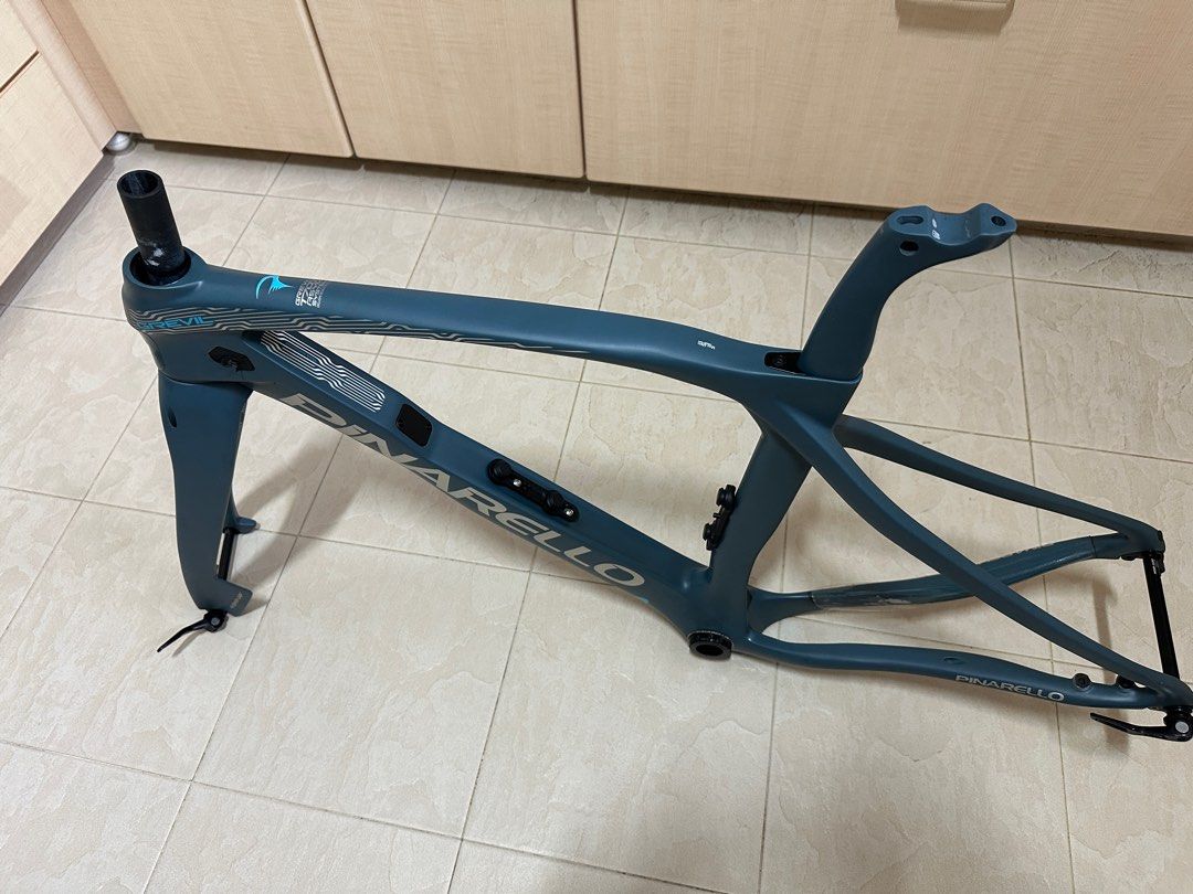 Pinarello Grevil Gravel Frameset - 2020 - Vertigo Blue / 47cm, Sports ...