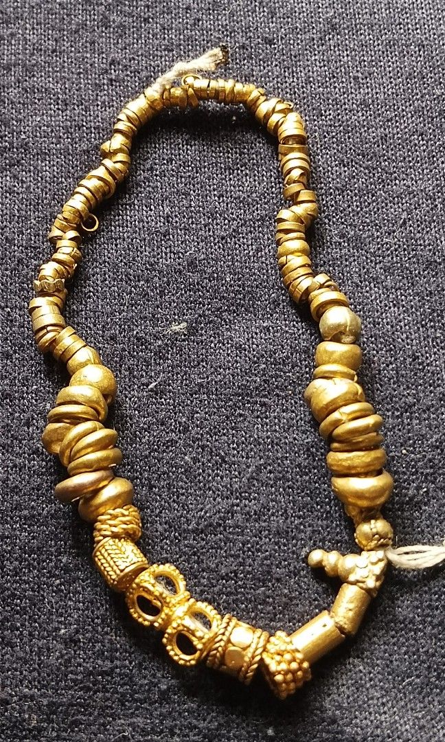 Pre Colonial Gold beads, Hobbies & Toys, Memorabilia & Collectibles ...