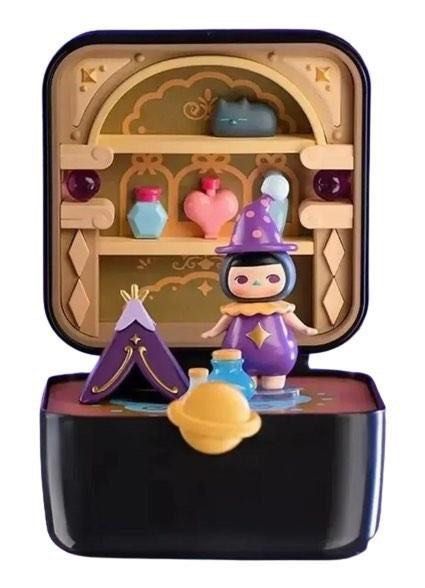 Pucky / Pucky Strange Planets / Mystery Shop / Bear Planet / Land of ...