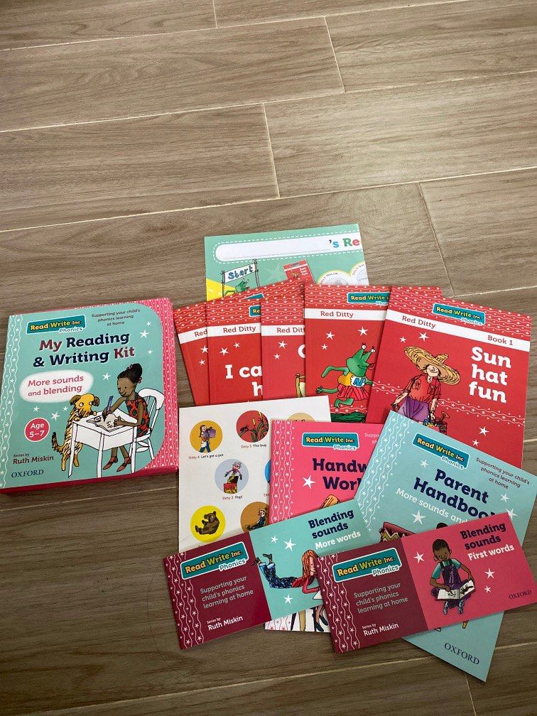RWI red book my reading & writing kit, 興趣及遊戲, 書本 & 文具, 小朋友書 - Carousell