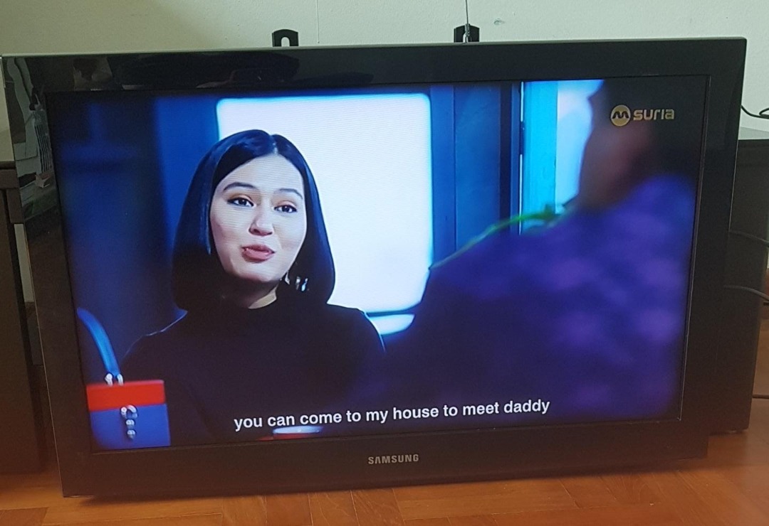 Samsung TV 32 inch (not smart tv), TV & Home Appliances, TV ...