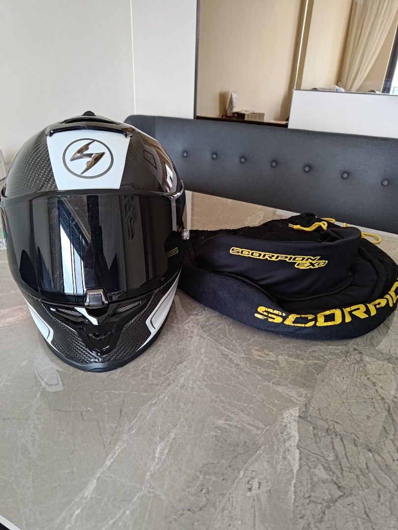 Scorpion Exo R1 Carbon Air Corpus II, Motorcycles, Motorcycle Apparel ...