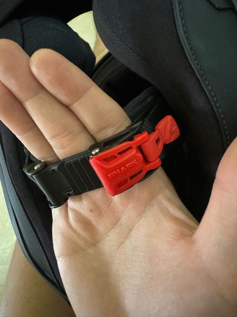 Shark D-Skwal Dharkov Size S, Motorcycles, Motorcycle Apparel on Carousell