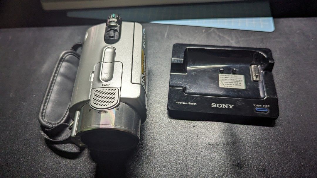 Sony Handycam DCR-SR300, Photography, Video Cameras on Carousell