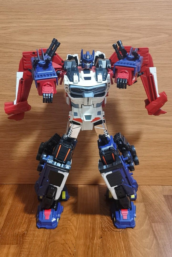 Transformers Xovergen TrailerForce TF-01 MasterArmor and TF-02 GODARMOR ...