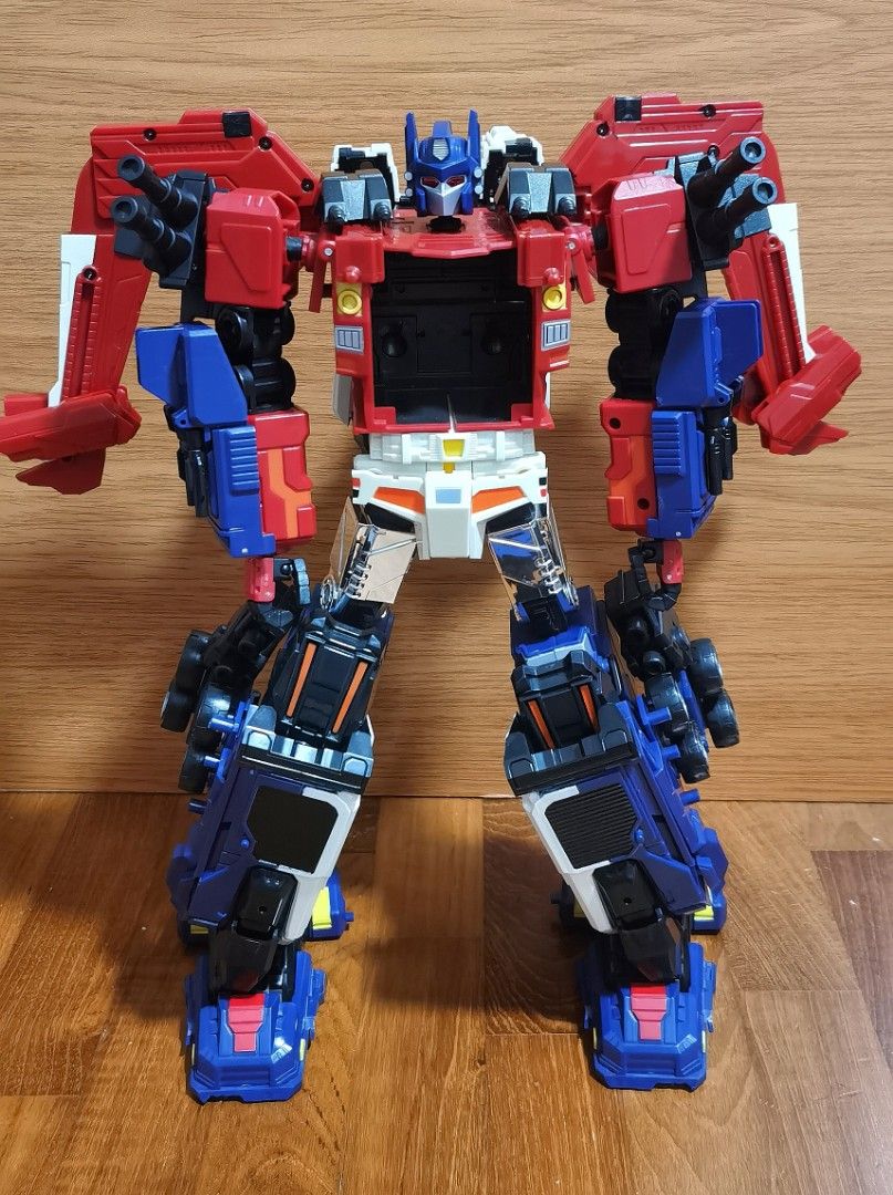 Transformers Xovergen TrailerForce TF-01 MasterArmor and TF-02 GODARMOR Set, Hobbies & Toys ...