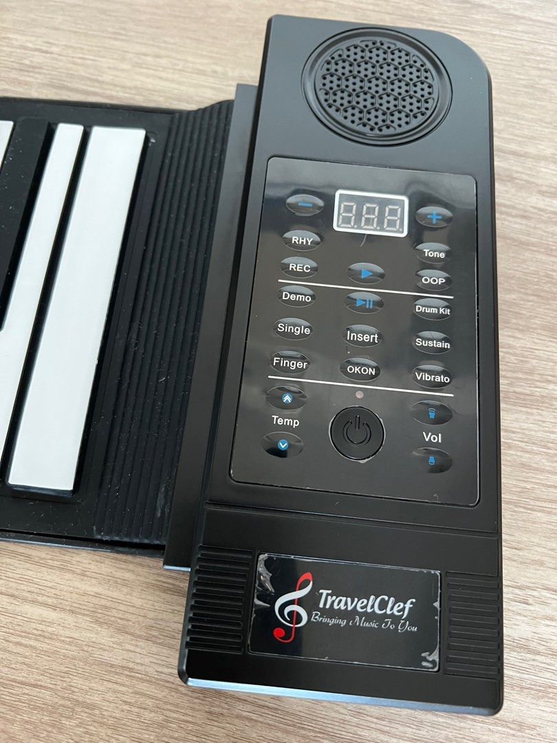TravelClef Hand Roll Portable Piano, Hobbies & Toys, Music & Media ...