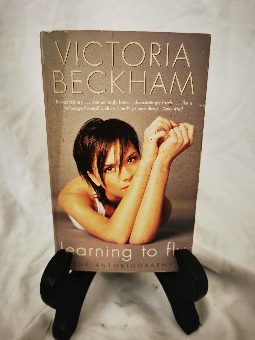 Victoria Beckham: Learning to Fly, Hobbies & Toys, Books & Magazines ...