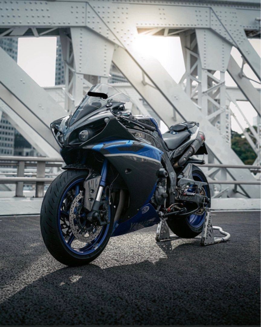 Yamaha R1 FULL CARBON (FRESH 10 YEAR COE), Motorcycles, Motorcycles for ...