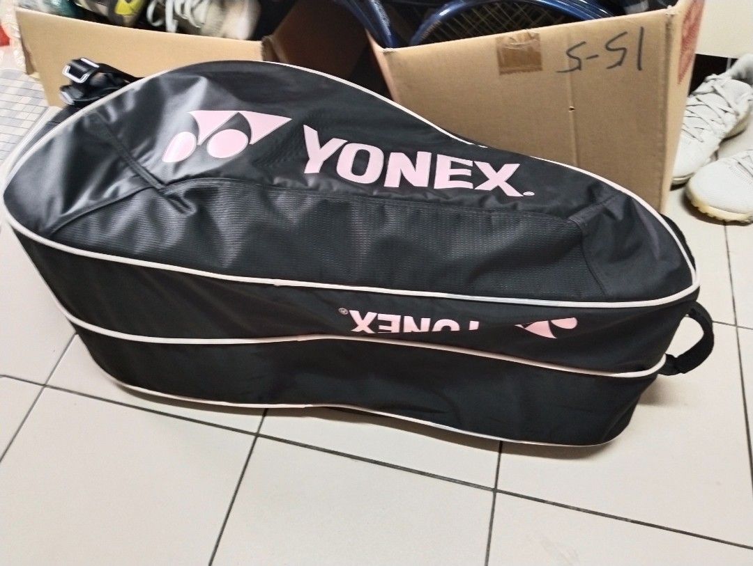 YONEX WHITE BLACK TENNIS BAG, Sports Equipment, Sports & Games, Racket ...