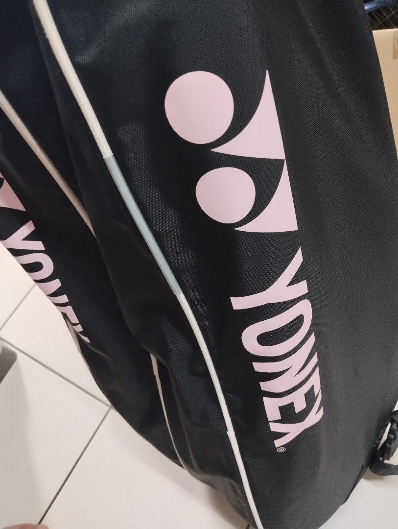 YONEX WHITE BLACK TENNIS BAG, Sports Equipment, Sports & Games, Racket ...