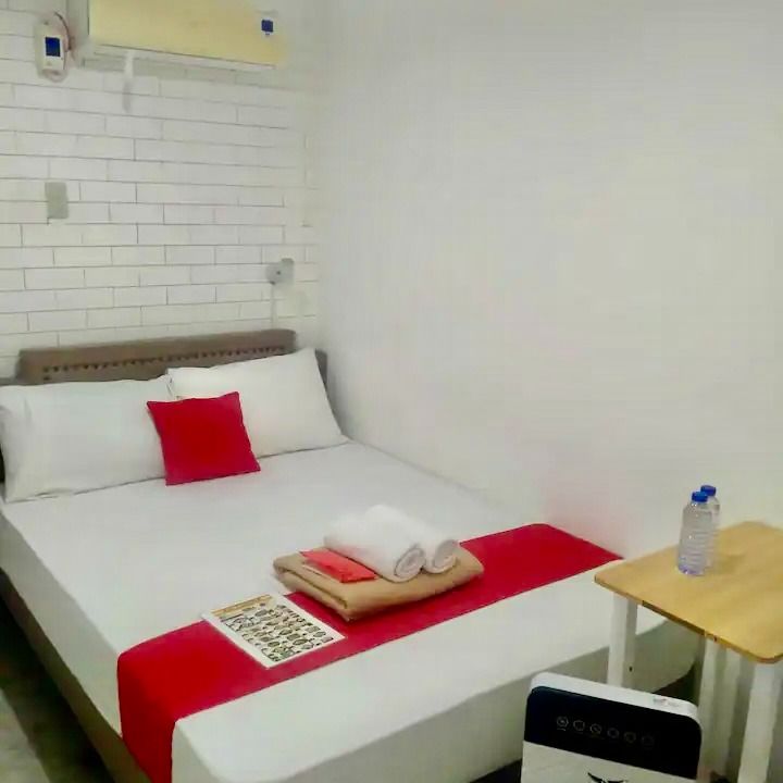 4-Storey Operational Makati Hostel / Dormitory Building For Sale near ...