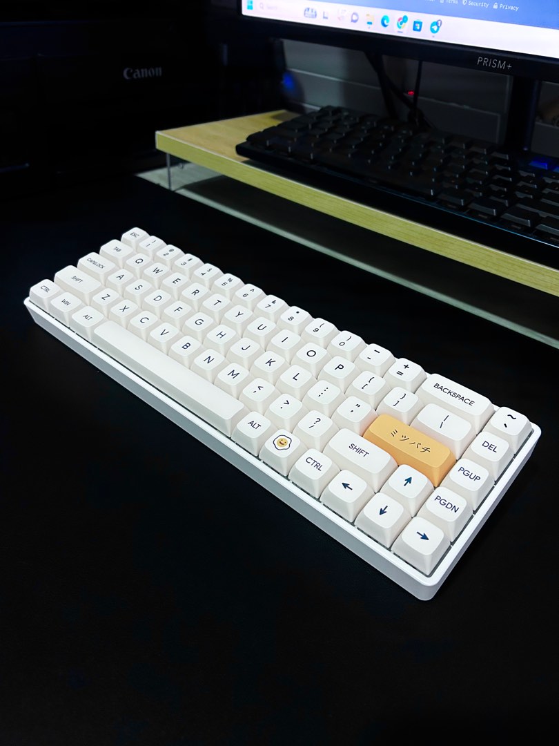 65% Custom Mechanical Keyboard (Honey milk keycaps), Computers & Tech ...