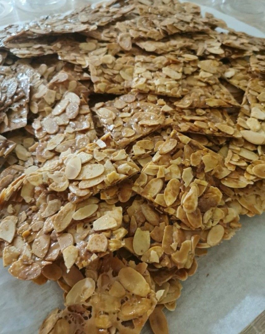Almond Florentine Crisp, Food & Drinks, Homemade Bakes on Carousell