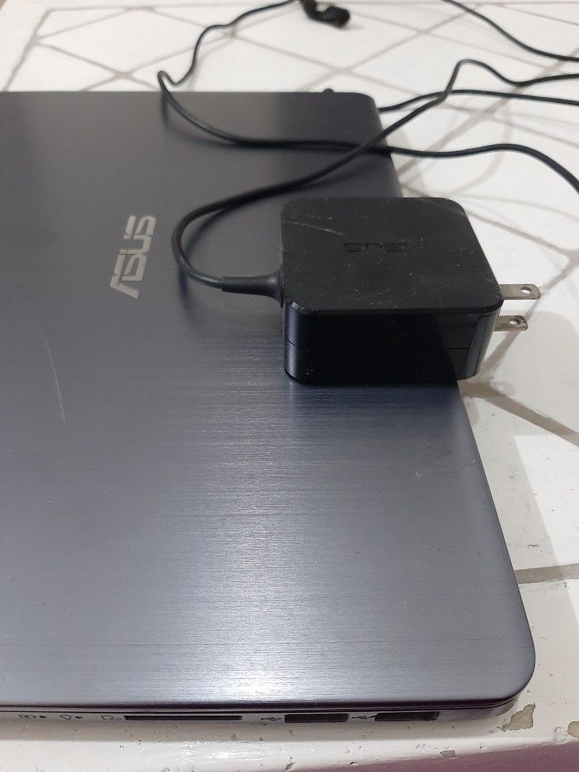 ASUS VivoBook S14 Grey 14-inch FHD Core i5 8th Gen, Computers & Tech ...