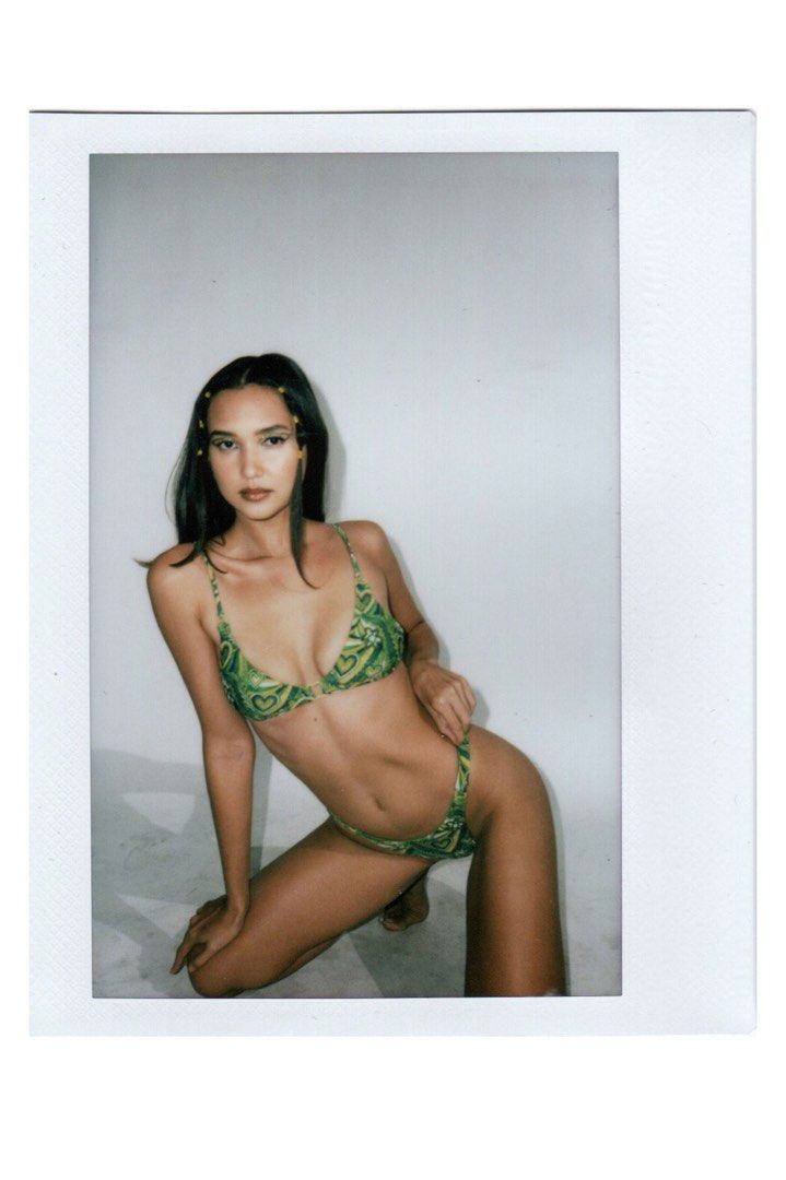 Blackbough swim Riri set in Zooted, Women's Fashion, Swimwear, Bikinis ...