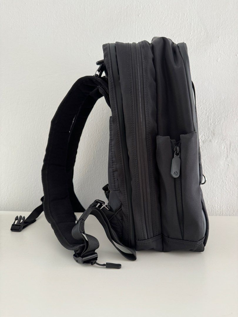 Bold Kinesis v2 18L everyday laptop/gym backpack, Men's Fashion, Bags ...