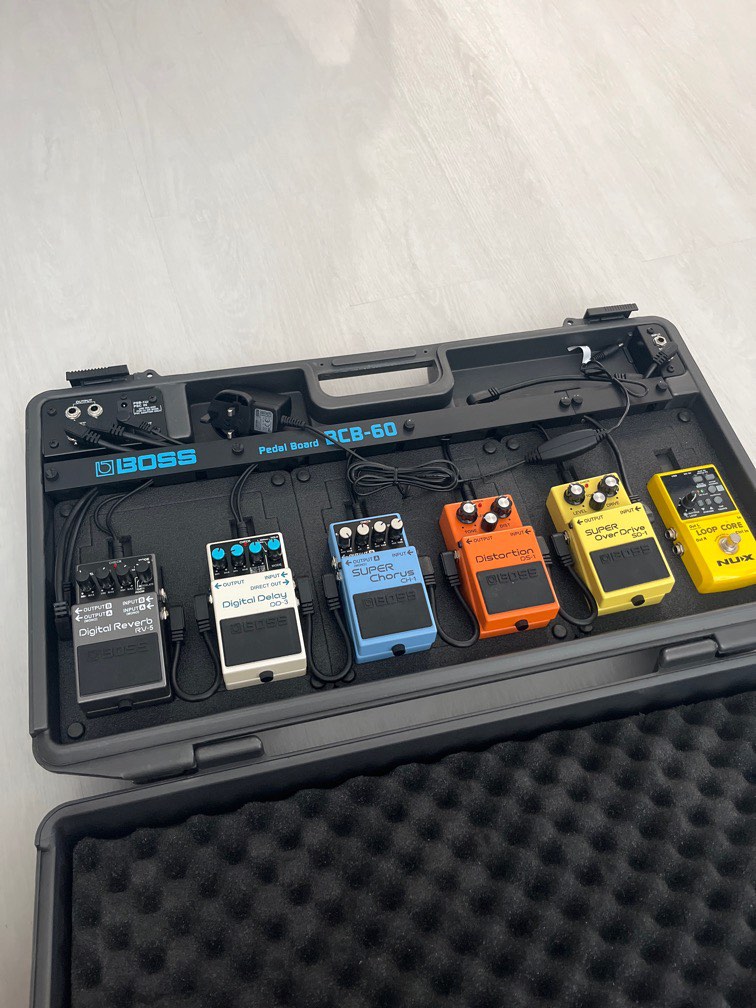 Boss Pedal Board Effects Set, Hobbies & Toys, Music & Media, Music Accessories on Carousell
