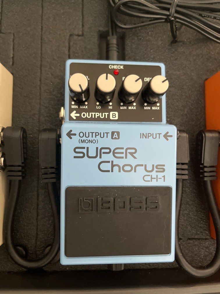 Boss Pedal Board Effects Set, Hobbies & Toys, Music & Media, Music Accessories on Carousell