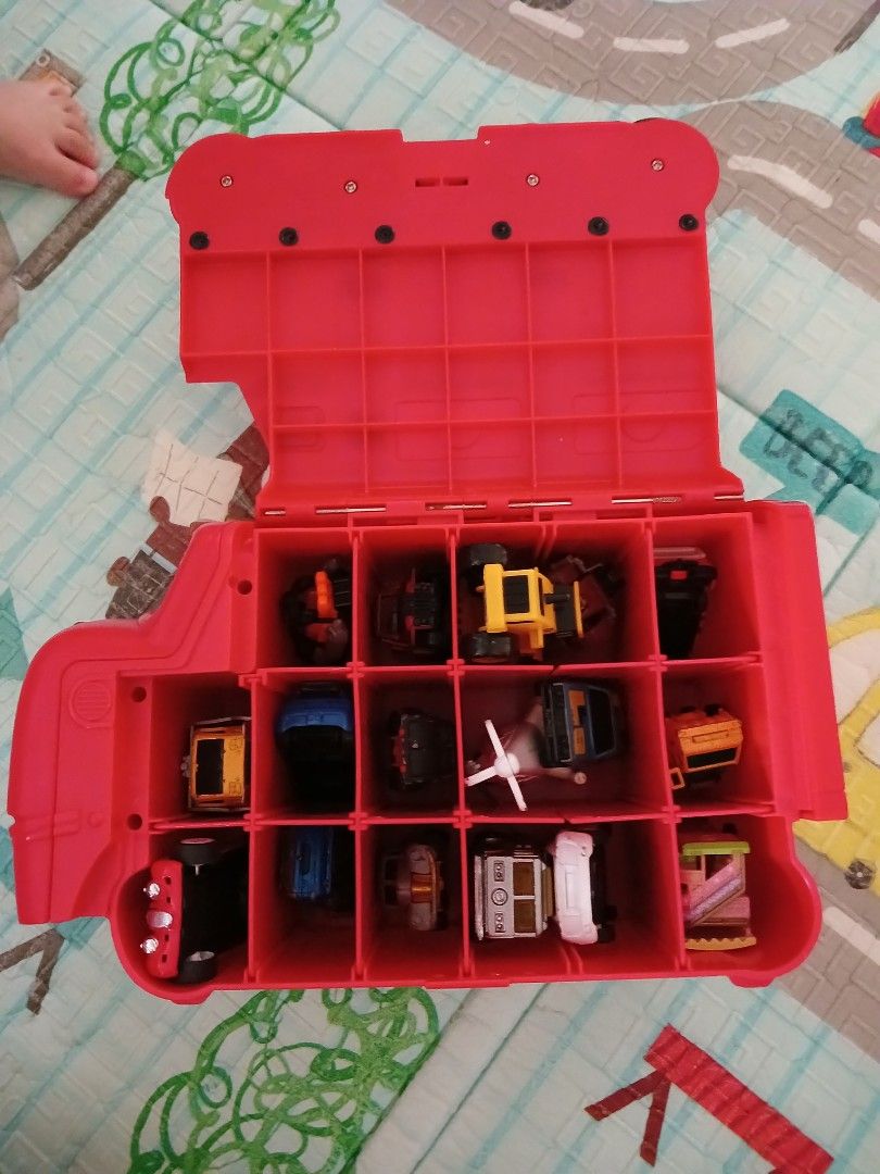 Chuggington Toy Carry Case, Hobbies & Toys, Toys & Games on Carousell