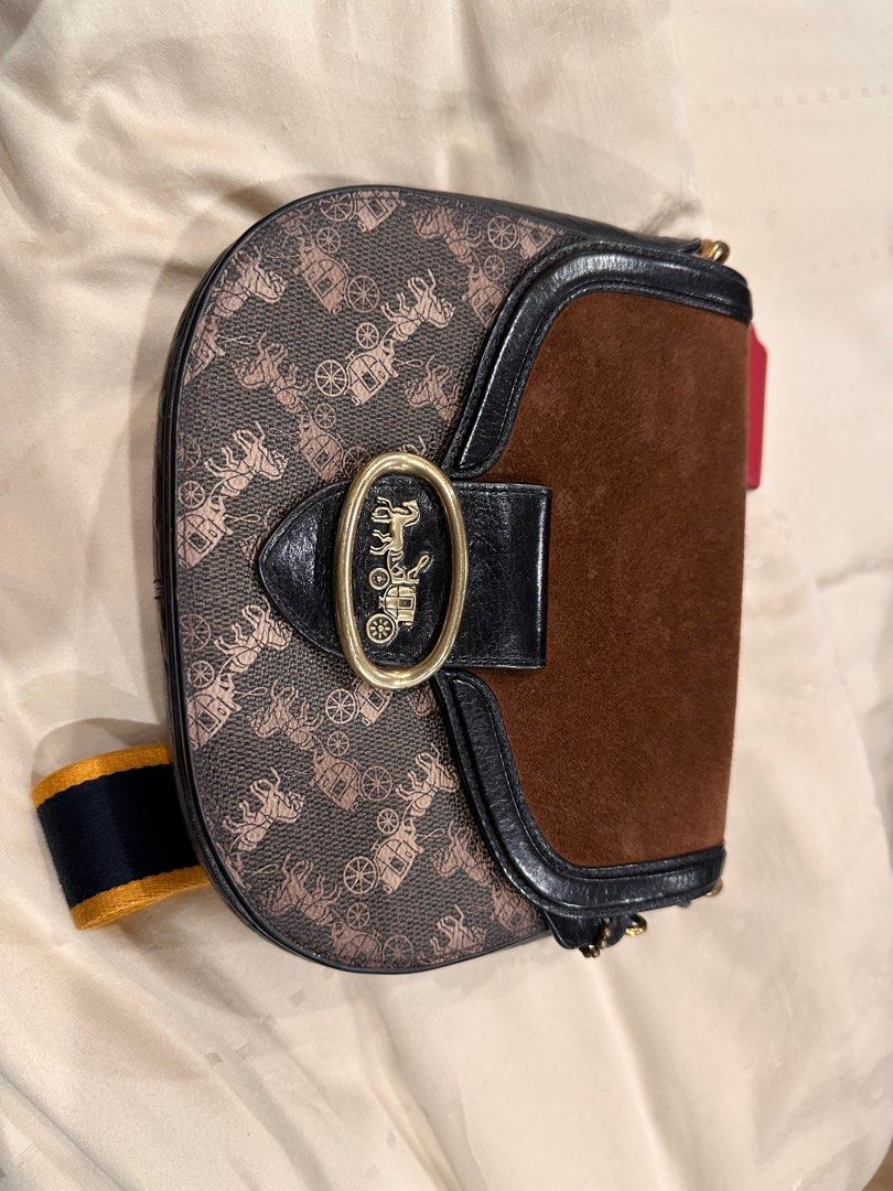 coach cross beg, Women's Fashion, Bags & Wallets, Cross-body Bags on ...