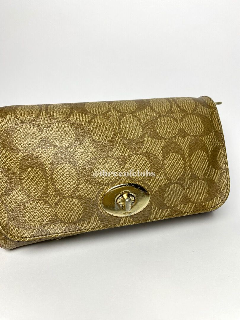 Coach Mini Ruby Signature Canvas, Luxury, Bags & Wallets on Carousell