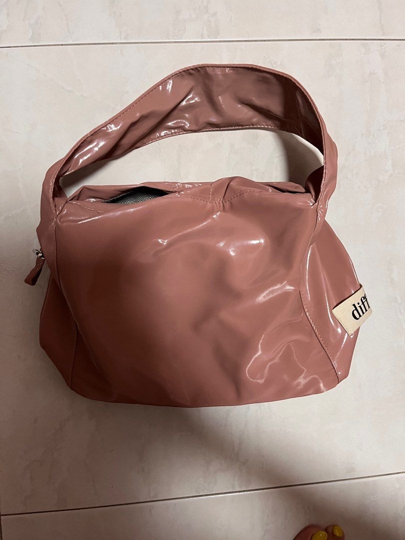 DIFF popular korea bag, Women's Fashion, Bags & Wallets, Tote Bags on Carousell