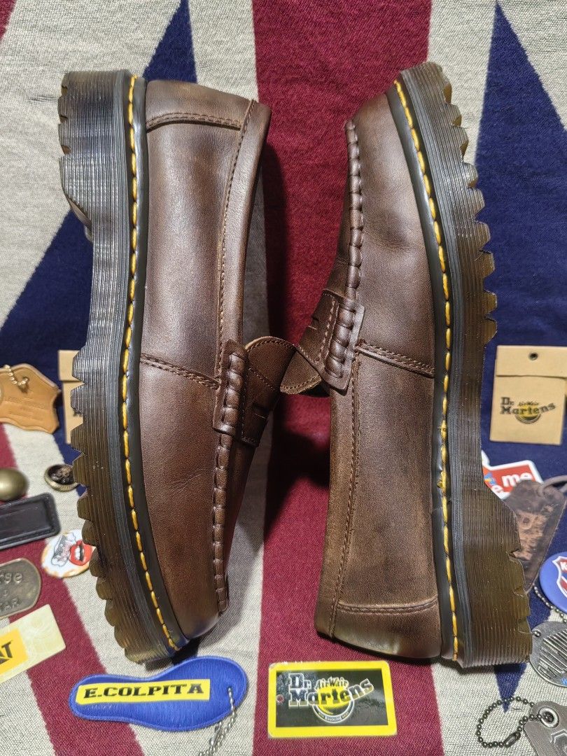 DR. MARTENS MABBOTT, Men's Fashion, Footwear, Casual Shoes on Carousell