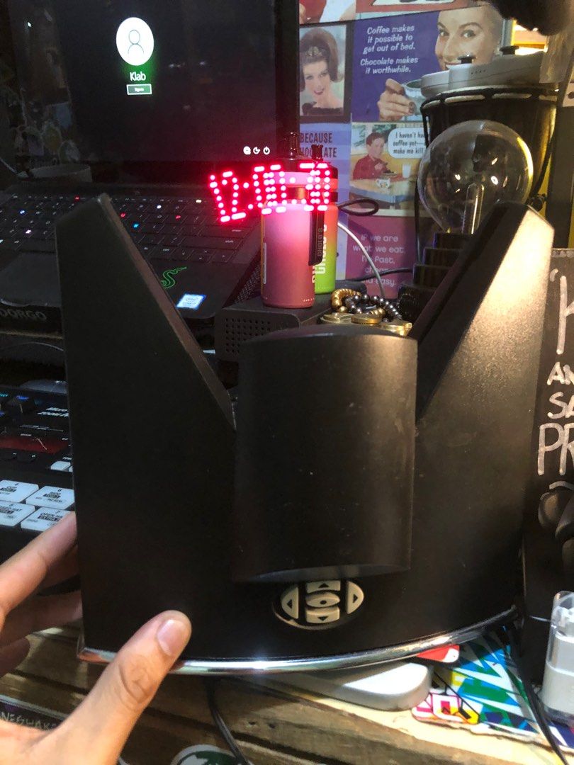 Fantazein waving LED desk clock, Furniture & Home Living, Home Decor ...