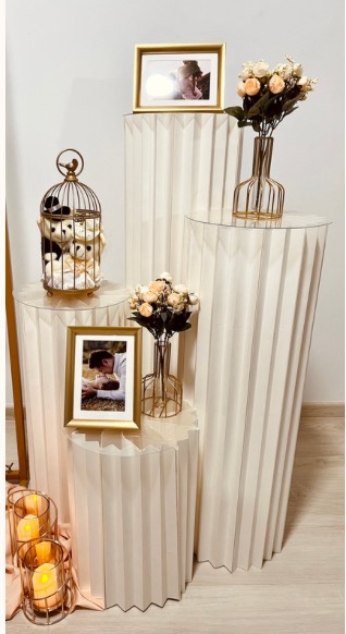 Fluted circular stands, Hobbies & Toys, Stationery & Craft, Occasions ...