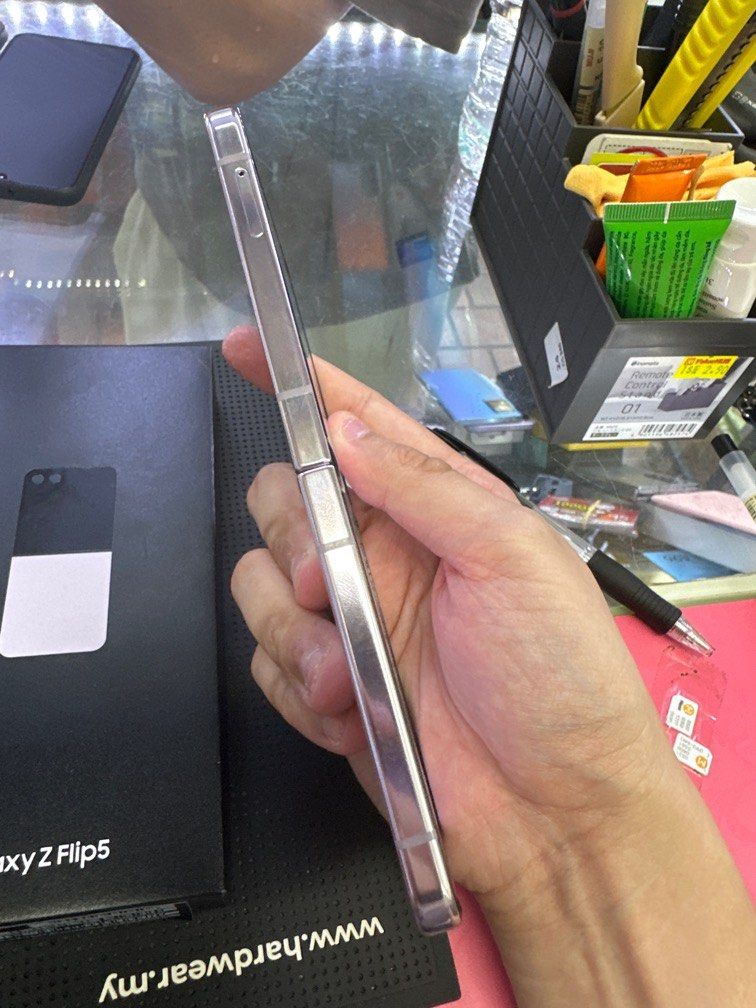 Galaxy Z Flip 5 Lavender 512GB, Mobile Phones & Gadgets, Mobile Phones ...