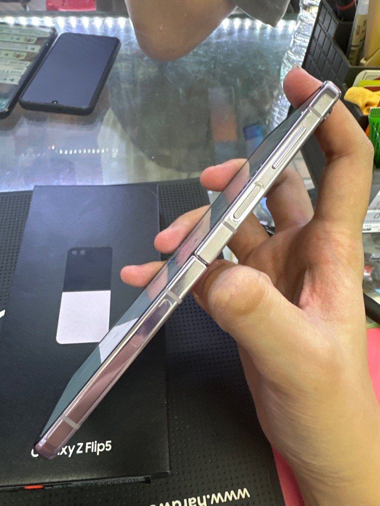 Galaxy Z Flip 5 Lavender 512GB, Mobile Phones & Gadgets, Mobile Phones ...