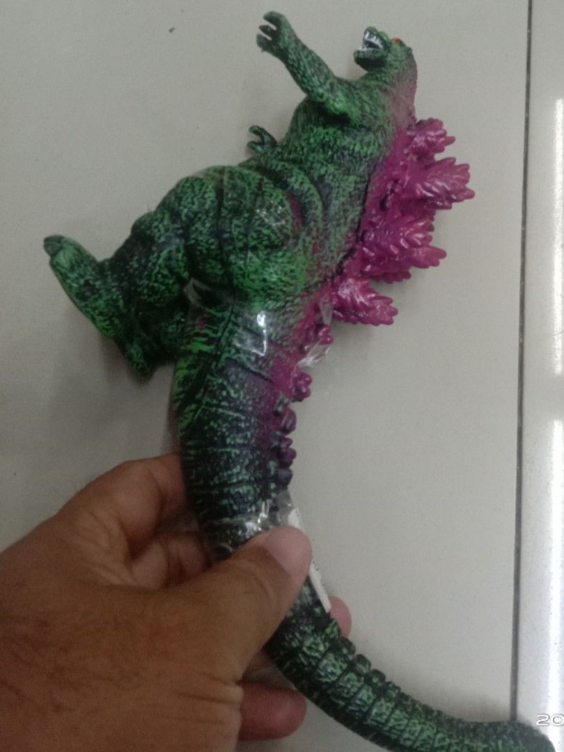 Godzilla stuff Rubber 8inches, Hobbies & Toys, Memorabilia ...