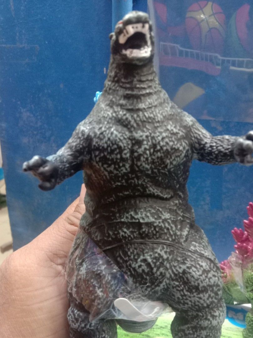 Godzilla stuff Rubber 8inches, Hobbies & Toys, Memorabilia ...