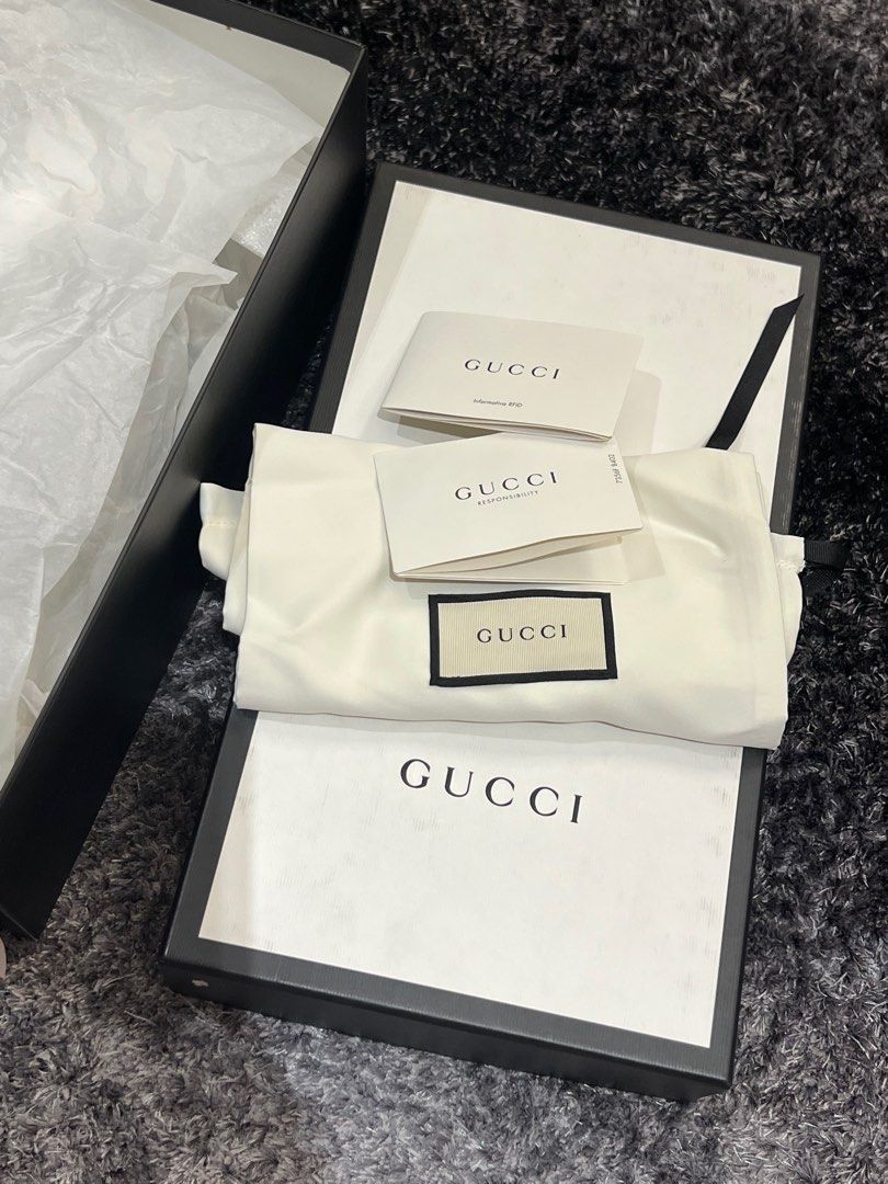Gucci, Luxury, Sneakers & Footwear on Carousell