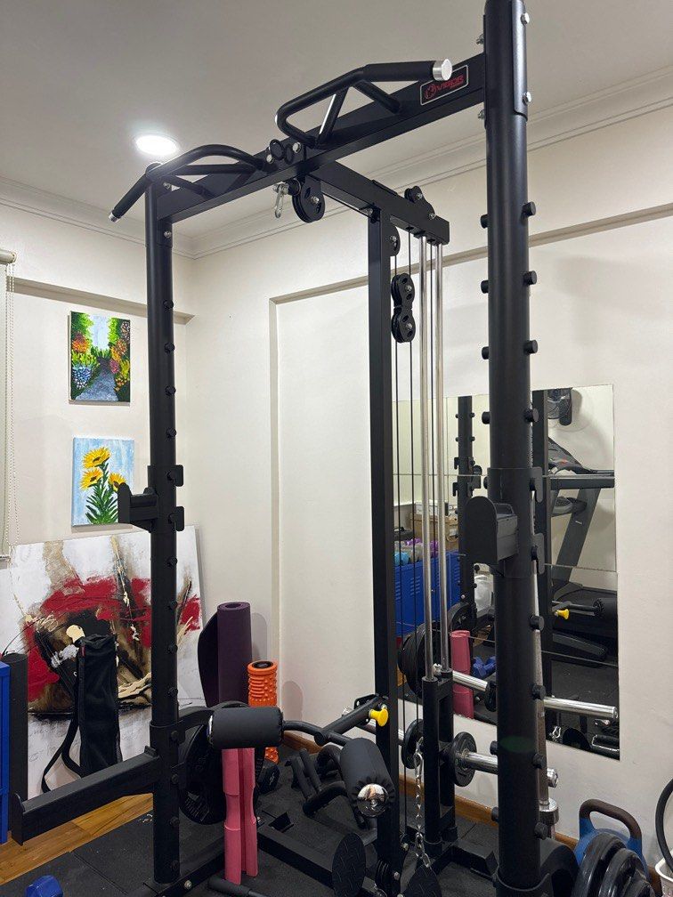 Half rack Olympic barbell lats pulldown bench home gym weight plates ...