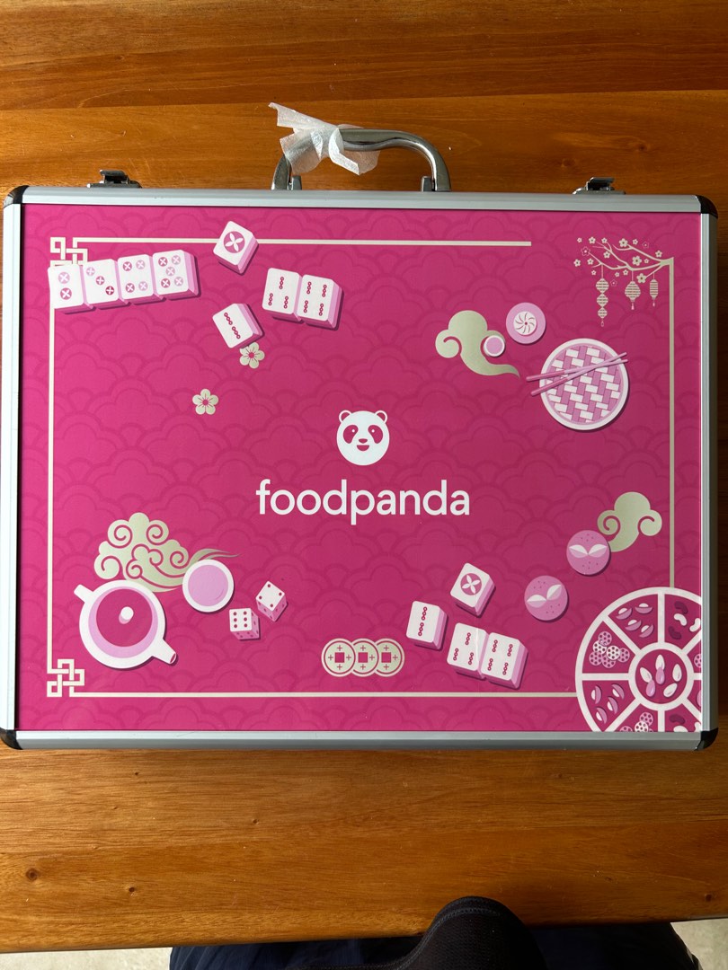 Food Panda Mahjong Set with Original Box, Hobbies & Toys, Toys & Games ...