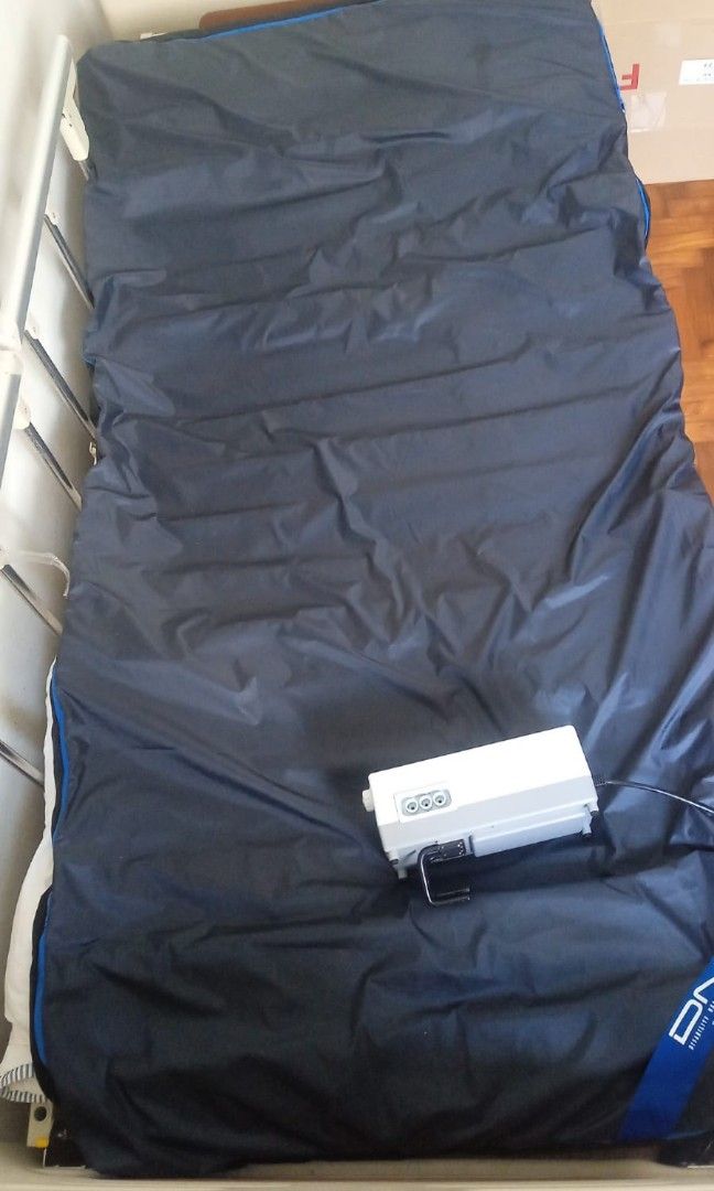 Hospital bed + autologic mattress, Furniture & Home Living, Furniture ...